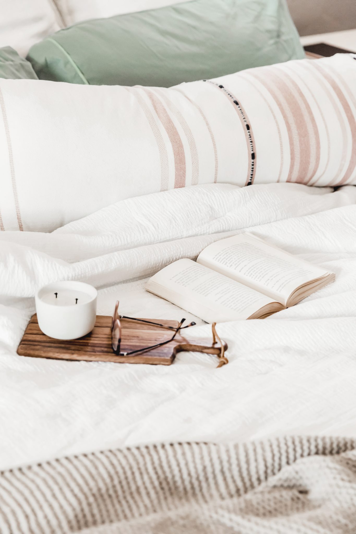 How to Make the Most Comfortable Bed Ever! - Snug & Cozy Life