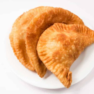 How to Make Baked Pastelillo {Empanadas} with Chicken & Potatoes