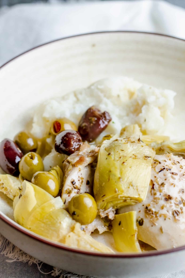 20-Minute Greek Chicken Thighs with Artichokes & Olives