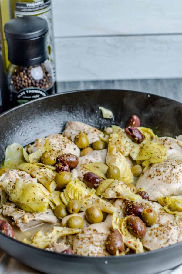 20-Minute Greek Chicken Thighs with Artichokes & Olives
