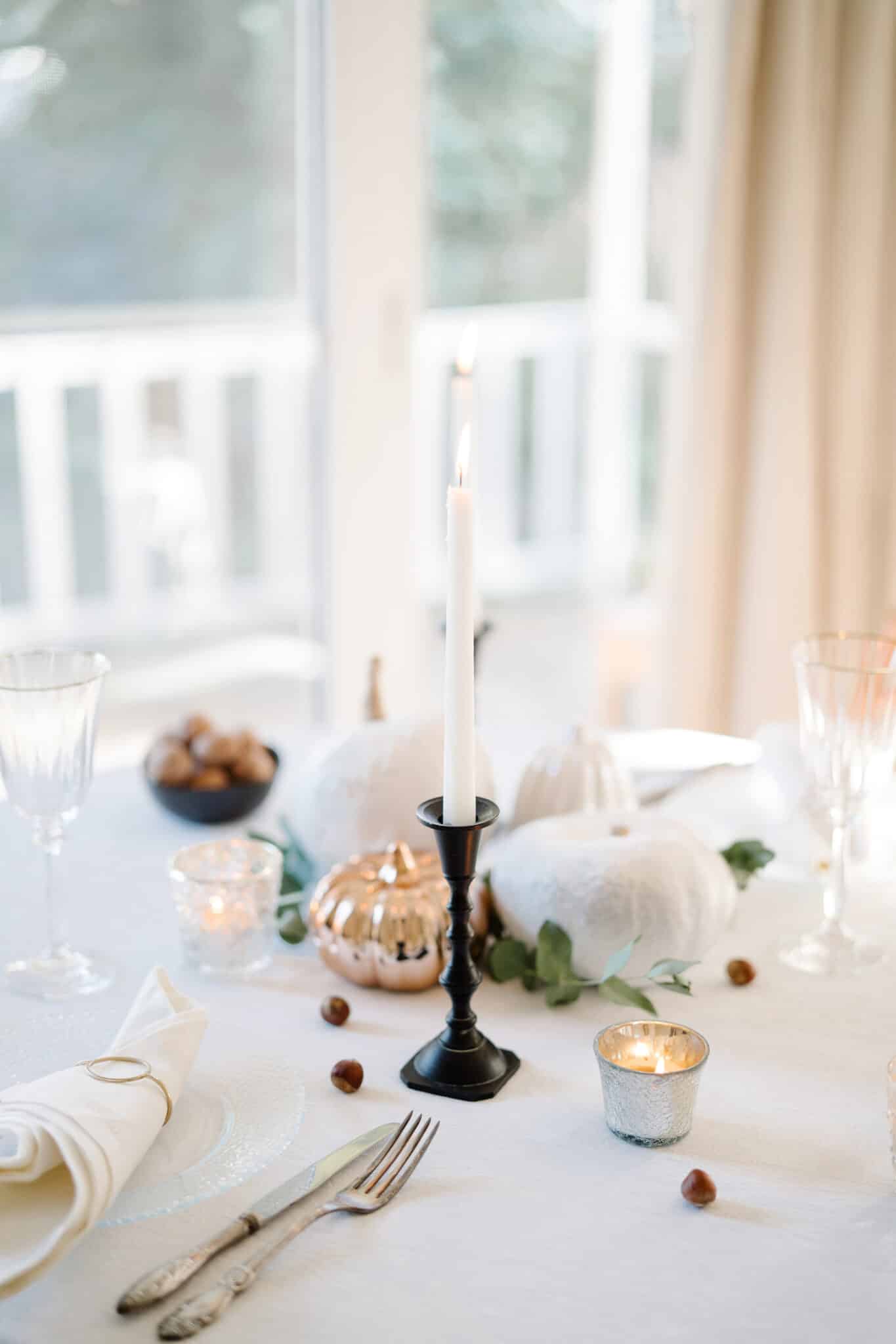 25 Chic & Cozy Ideas To Transform Your Dinner Table This Winter