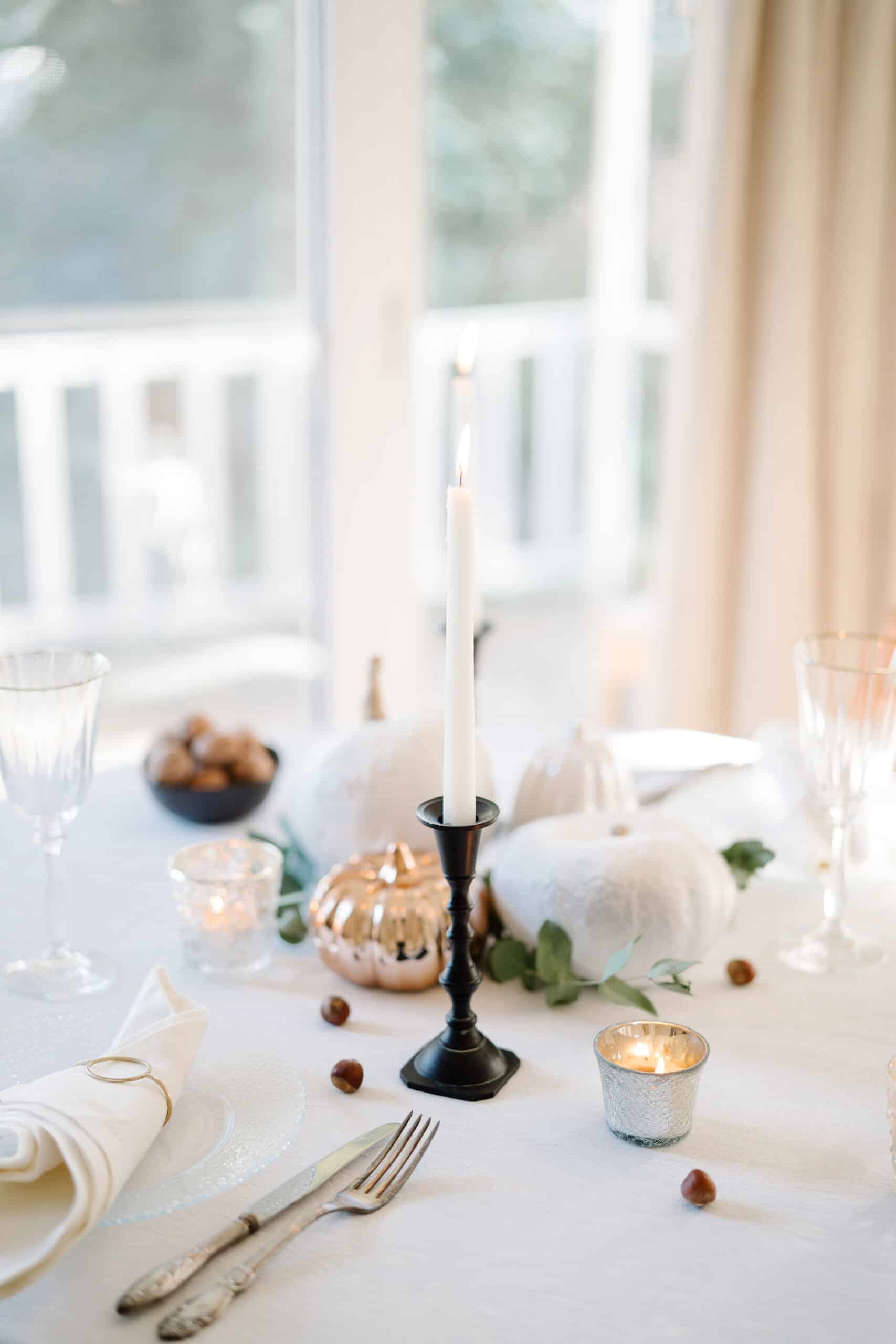 25 Chic & Cozy Ideas To Transform Your Dinner Table This Winter